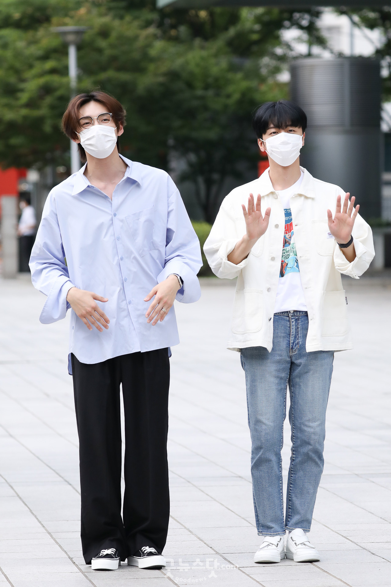 [덕샷] SF9 주호-영빈, 너무나도 예의 바른 90도 인사